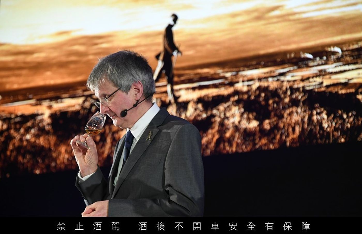 威士忌傳奇調酒師─Jim Beveridge來台分享如何淬煉永傳經典！ |ShoppingDesign