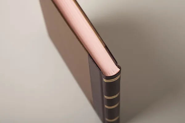 超乎水準的品質，即使漲價依然讓人愛用！CHIT BOOK 筆記本講究細節的功夫 | ShoppingDesign