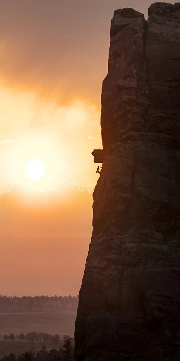 挑戰極端氣候，37.5 Technology打造懸崖邊的快閃店 Cliffside Shop！ | ShoppingDesign