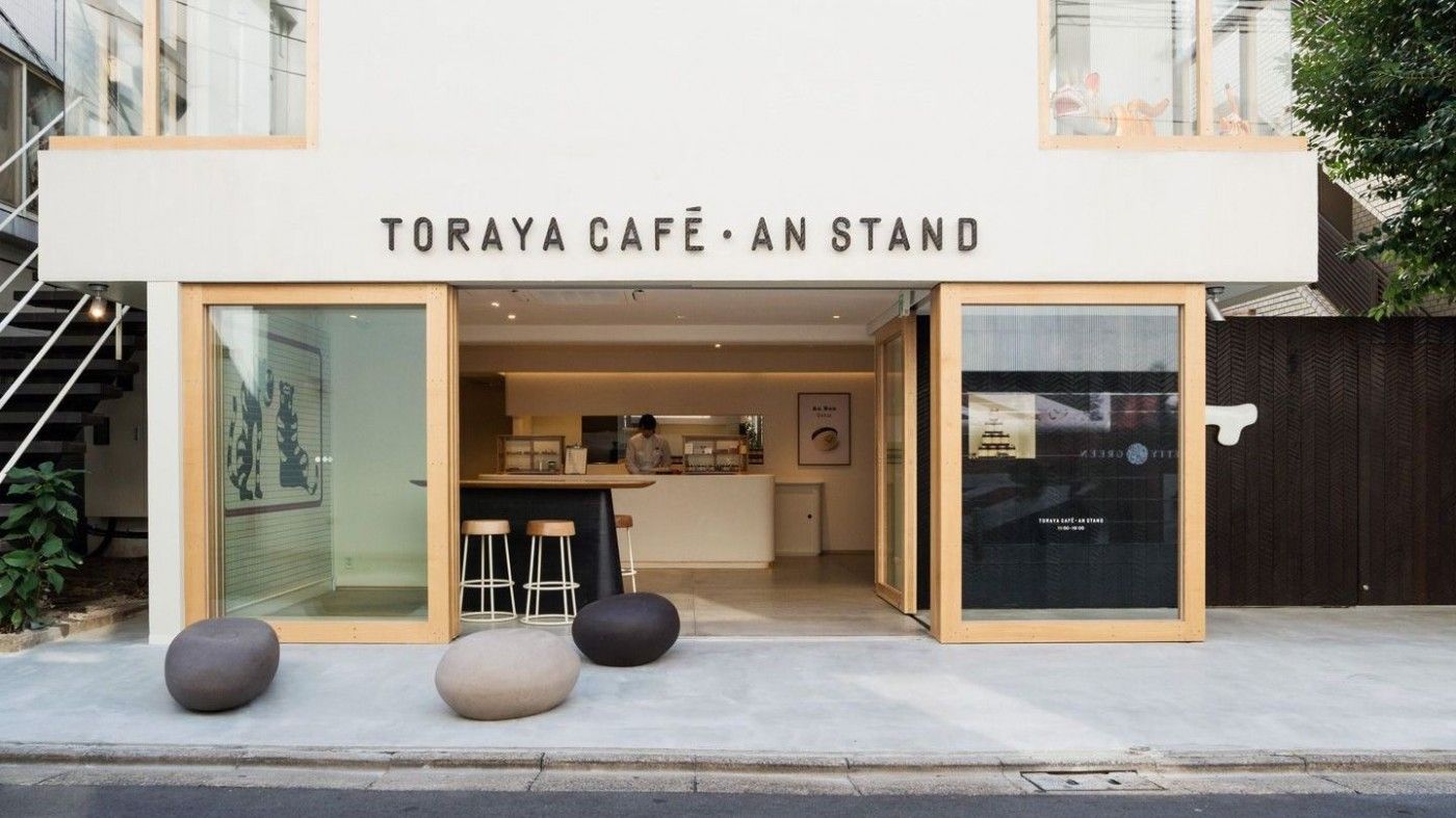 紅豆才是主角？京都百年和菓子老舖「虎屋」旗下 TORAYA CAFÉ・AN STAND 旗艦店新開幕 |ShoppingDesign