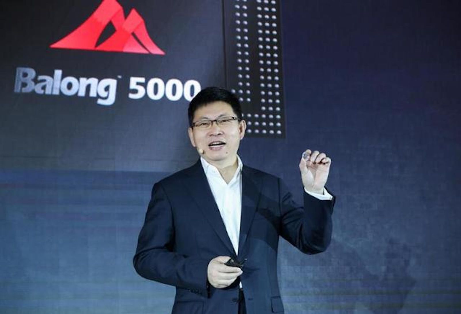 Huawei Launches First 5G Base Station Chipset amid International ...