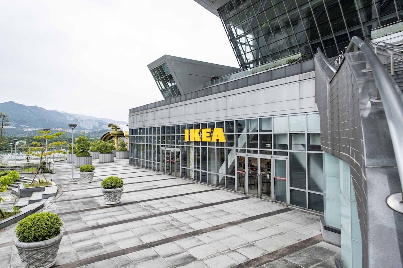 一出手就是北台灣第二大店！IKEA 新店店 6 大特色整理，精彩的不只 IKEA café、景觀餐廳 |ShoppingDesign