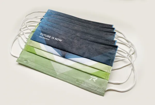 臺鐵新美學！EMU 900 新車首航，方序中操刀「FUTURE IS NOW」系列主視覺、限量紀念品 | ShoppingDesign