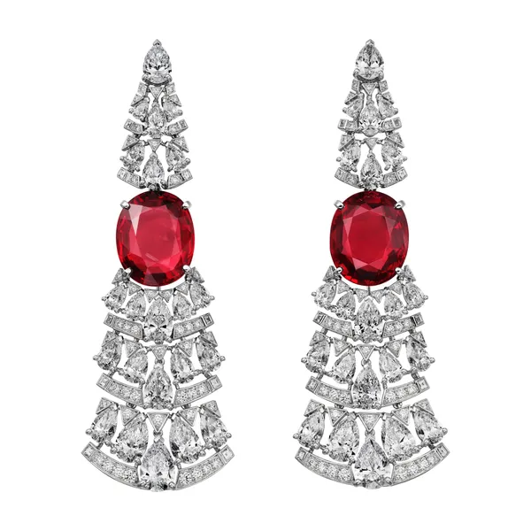 卡地亞《BEAUTÉS DU MONDE》頂級珠寶台北展出，西班牙鬼才操刀展場空間 | ShoppingDesign