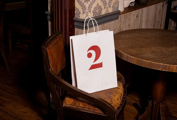 Local Remote 操刀貳樓餐飲品牌再造！全新 Logo 亮相：以「貳」打造品牌超級符號，客製字體與插畫呈現台美餐飲文化碰撞 | ShoppingDesign