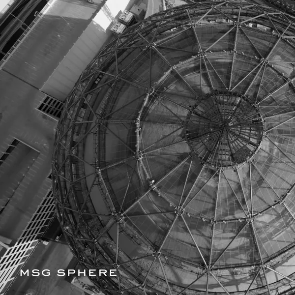 世界最大球型場館 MSG Sphere 啟用！攜手《我的鯨魚老爸》導演，量身打造科幻新電影 | ShoppingDesign