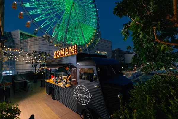 聖誕聚餐推薦！NOKE「Domani Food Truck 露台餐車」：5 款義式經典美食，盡享摩天輪全景 | ShoppingDesign