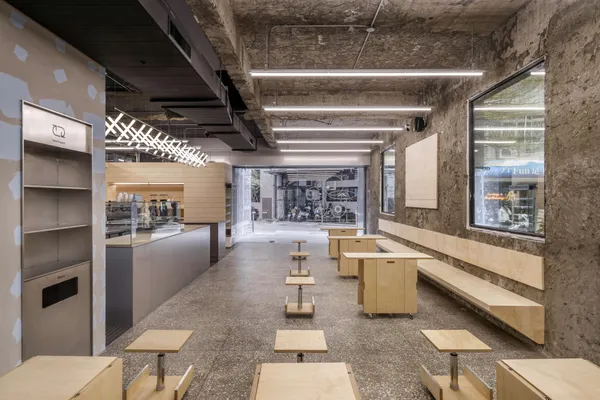 新店咖啡廳「Local Local」開幕！Local Remote 全新餐飲品牌，空間設計、5 款特調一次看 | ShoppingDesign